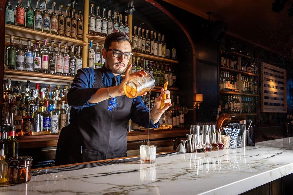 Meet The Mexican Master Mixologist Shaking Up New York’s Bar Scene