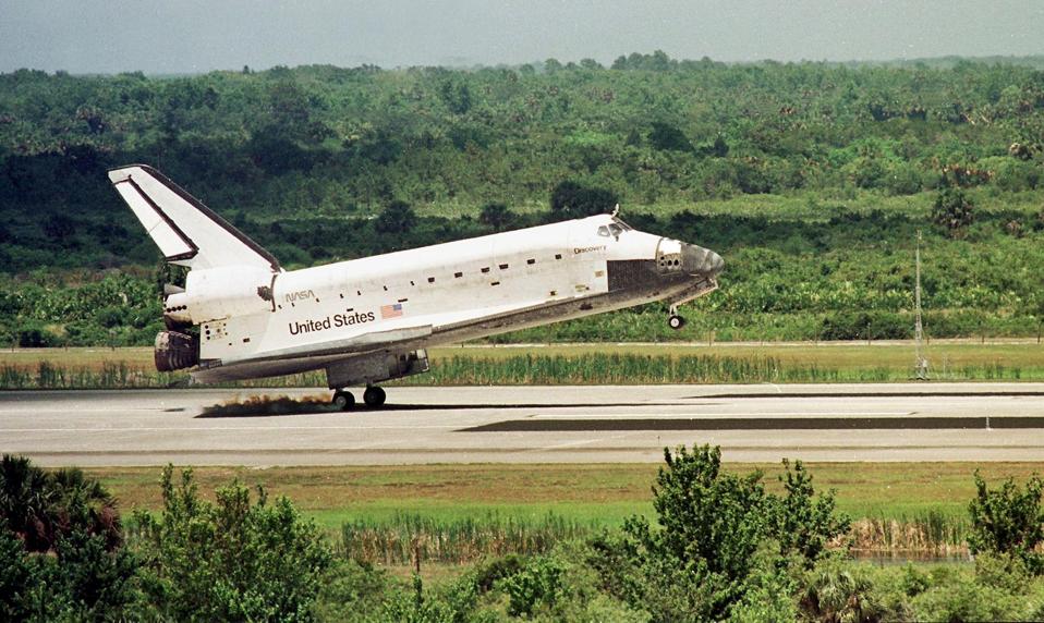 IAC And Maserati Break Speed Record At Kennedy Space Center