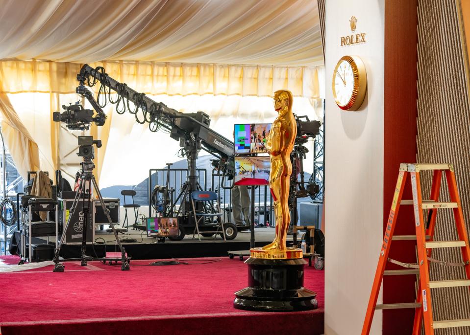 What Time Is Oscars 2025 Red Carpet Pre-Show? How To Watch On TV And ...