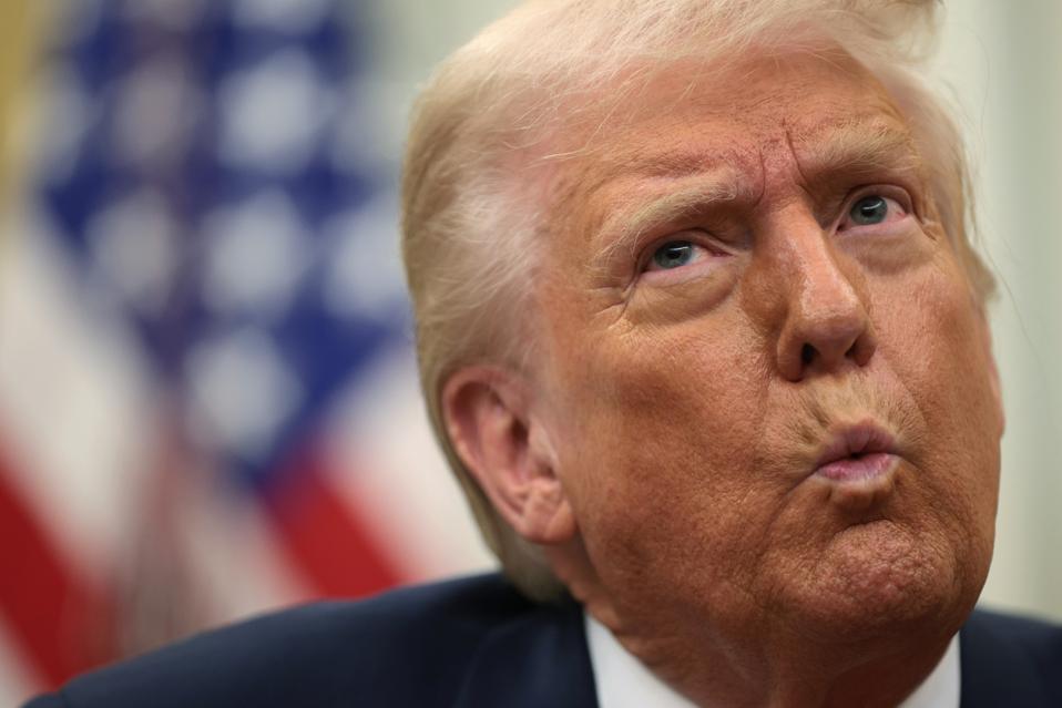 Trump Bitcoin Price ‘Game-Changer’ Spurs Huge $10 Trillion Prediction
