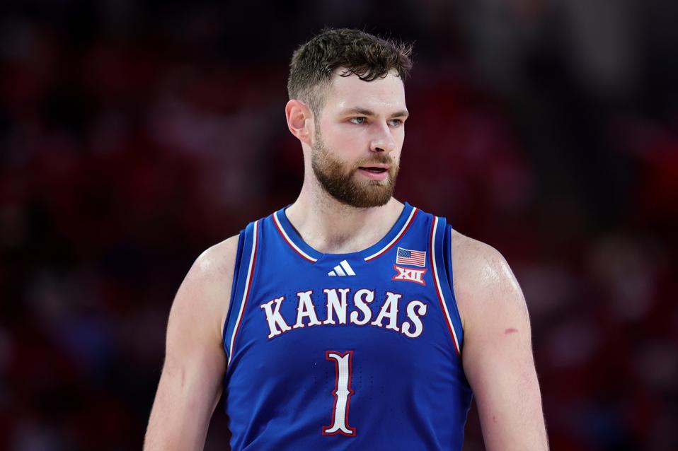 Hunter Dickinson On Why Kansas Jayhawks Can Still Make A March Madness ...