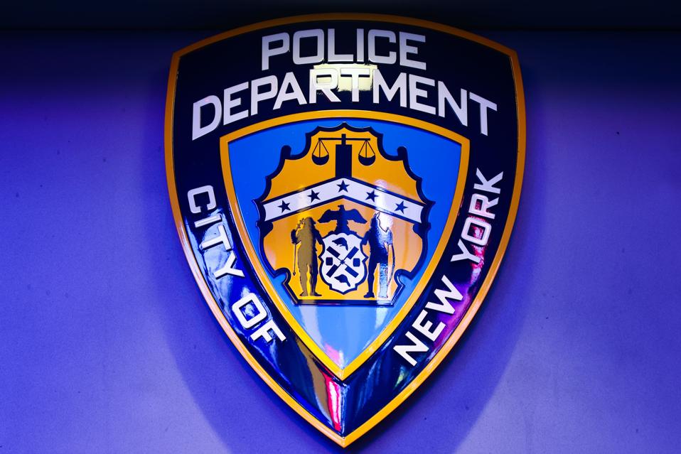 Police Warn iPhone, Android Users As Dangerous Texts Soar 600%