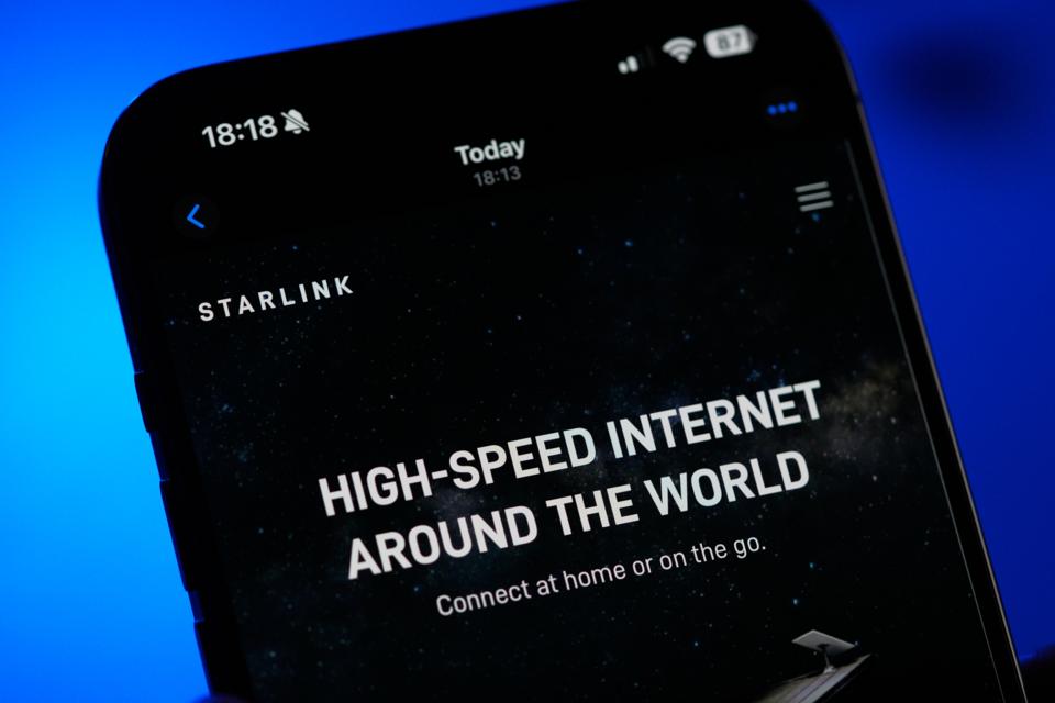 Elon Musk’s Vision For Starlink: A Global Communications Revolution