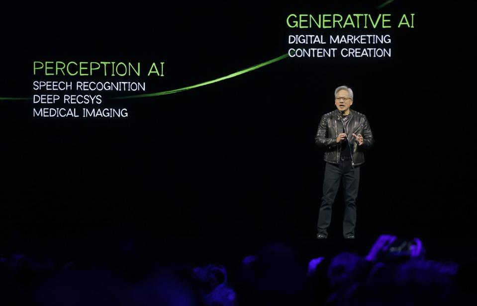 Nvidia CEO Jensen Huang Presents Without Rehearsing. Should You?
