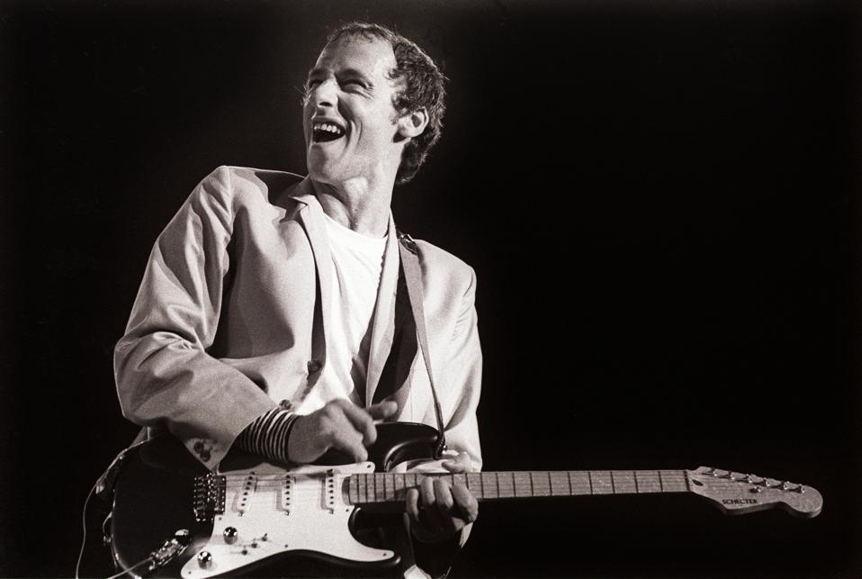 Mark Knopfler’s Classic Is A Hit — For The First Time