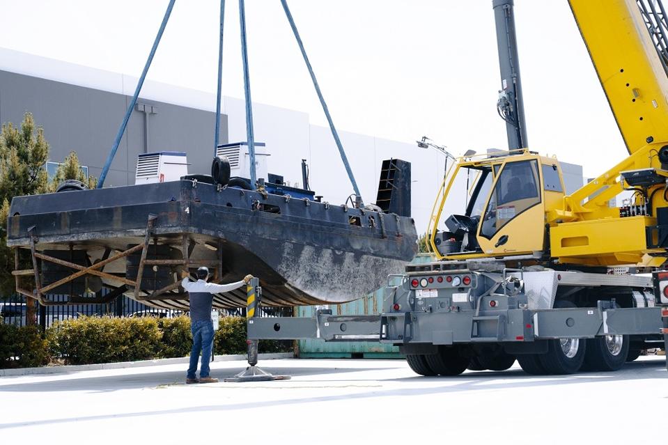 Port Of L.A. To Get First Electric Tug Via Diesel Conversion