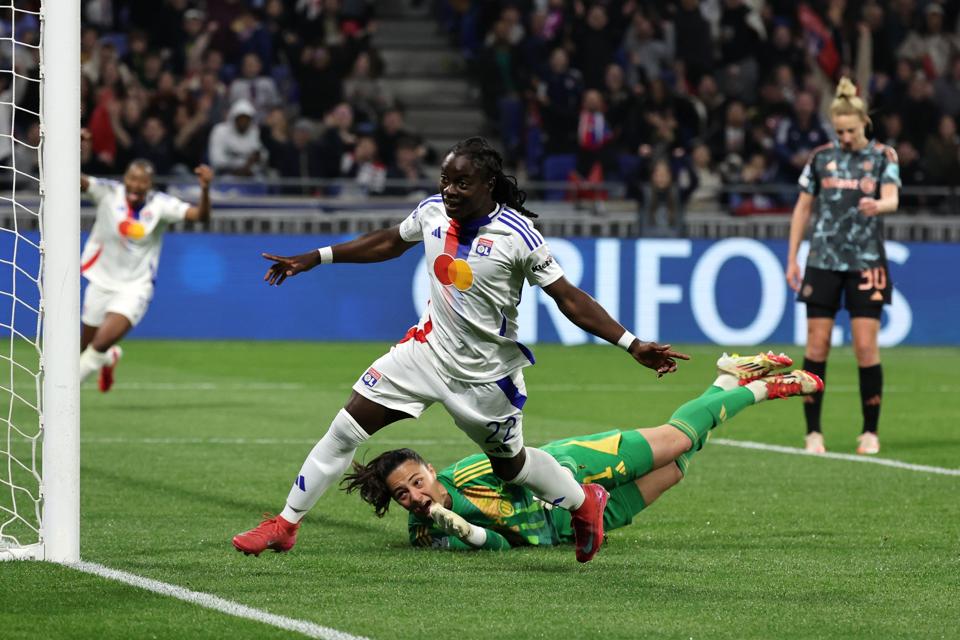 Tabitha Chawinga Aims to Be First Malawian to Win Champions League
