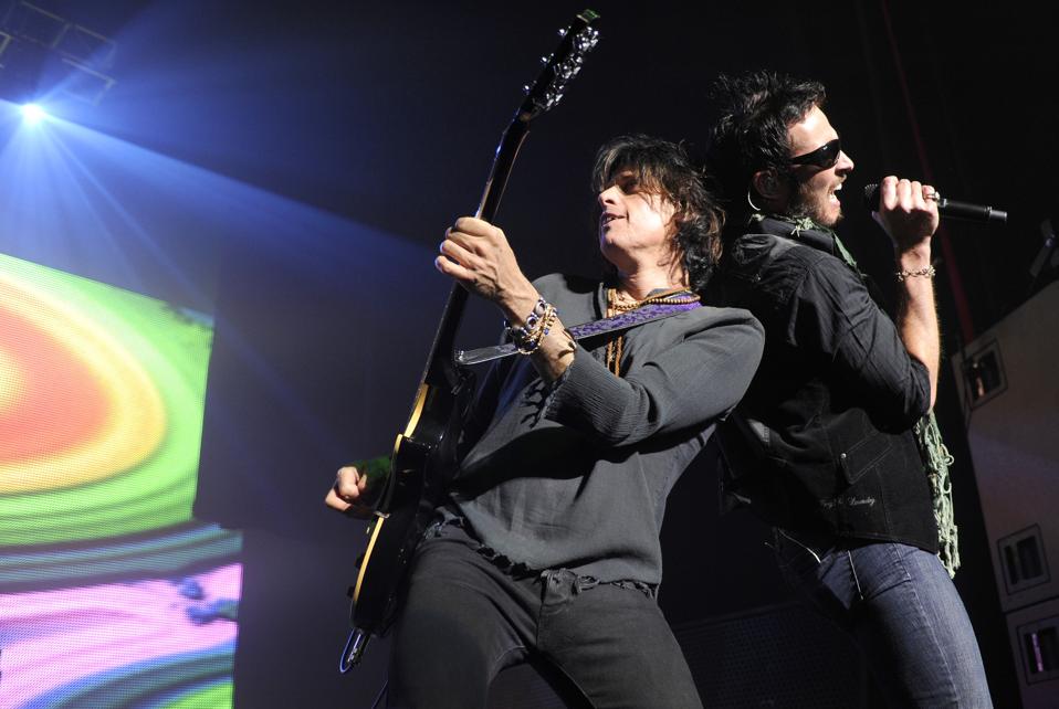 Stone Temple Pilots Have Been Racking Up Wins On One Chart For Three ...