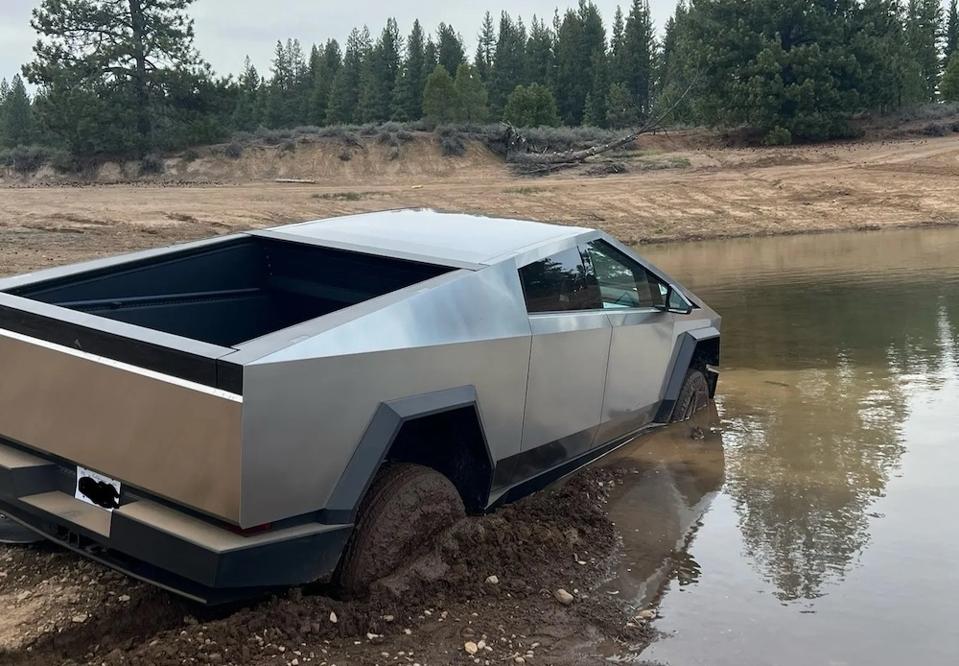 An Owner Just Tested Musk’s Claim That The Cybertruck Can Float