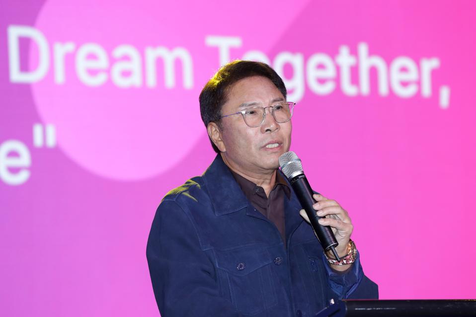 ‘Lee Soo Man: King Of K-Pop’ Documentary Examines A Legendary K-Pop Legacy