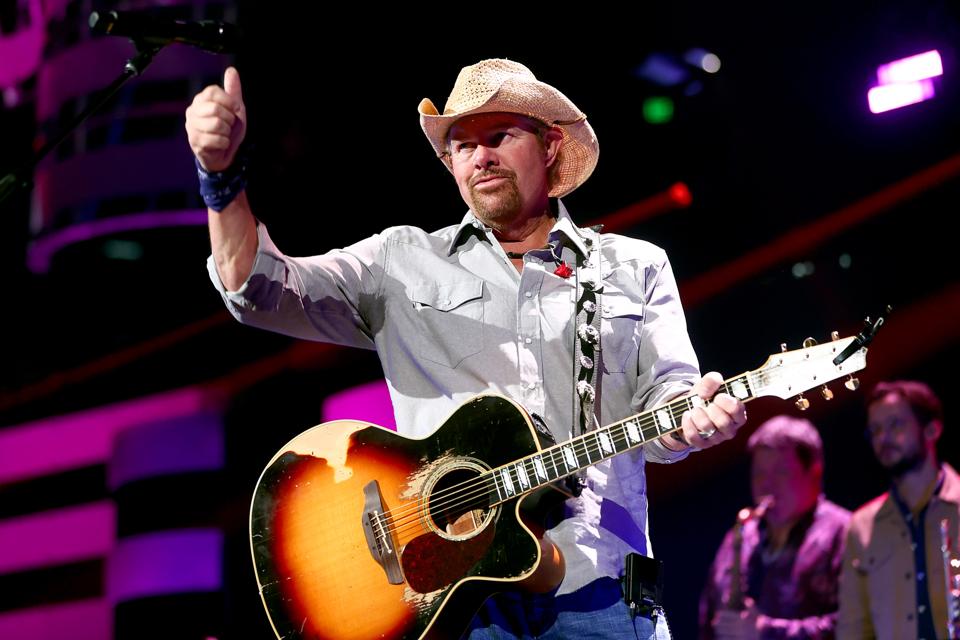 Kentucky Derby: A Horse Owned By Toby Keith Heads To The Race