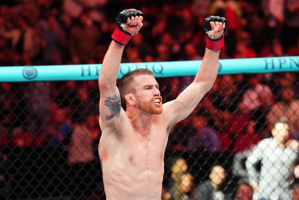 UFC Des Moines Results: Cory Sandhagen Vs. Deiveson Figueiredo Card