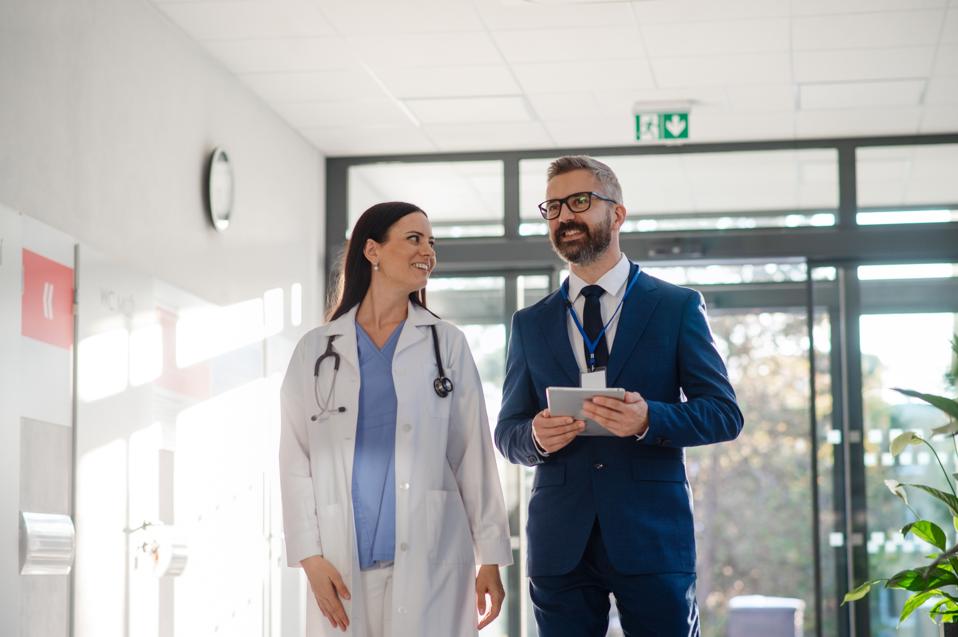 Rethinking The MD/MBA Pathway: Why Timing Matters