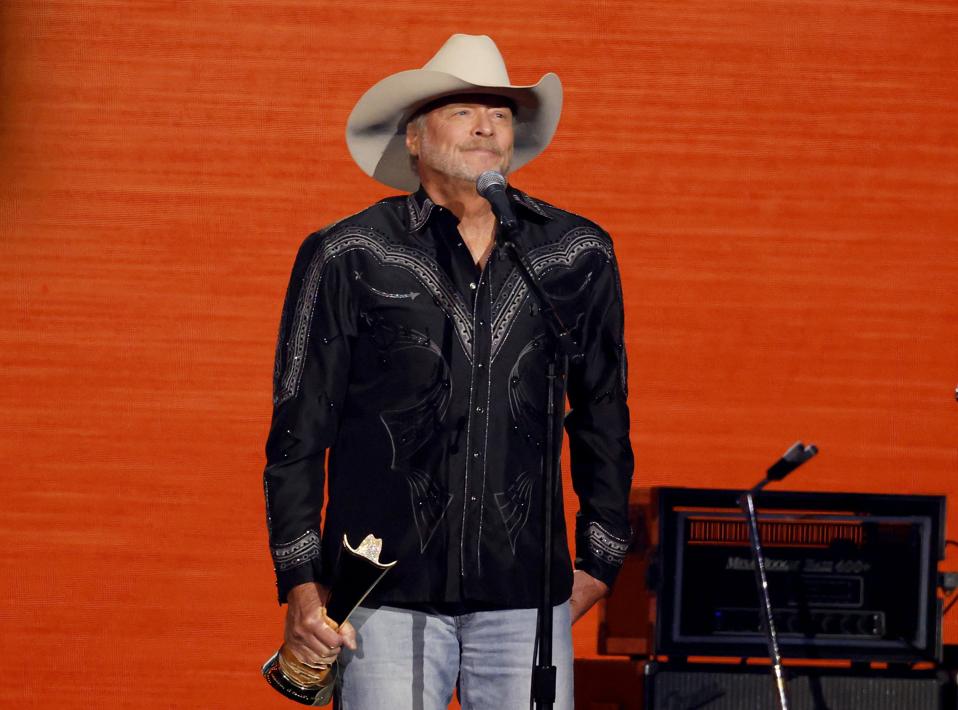 Alan Jackson’s Emotional Night Translates To A Sales Surge