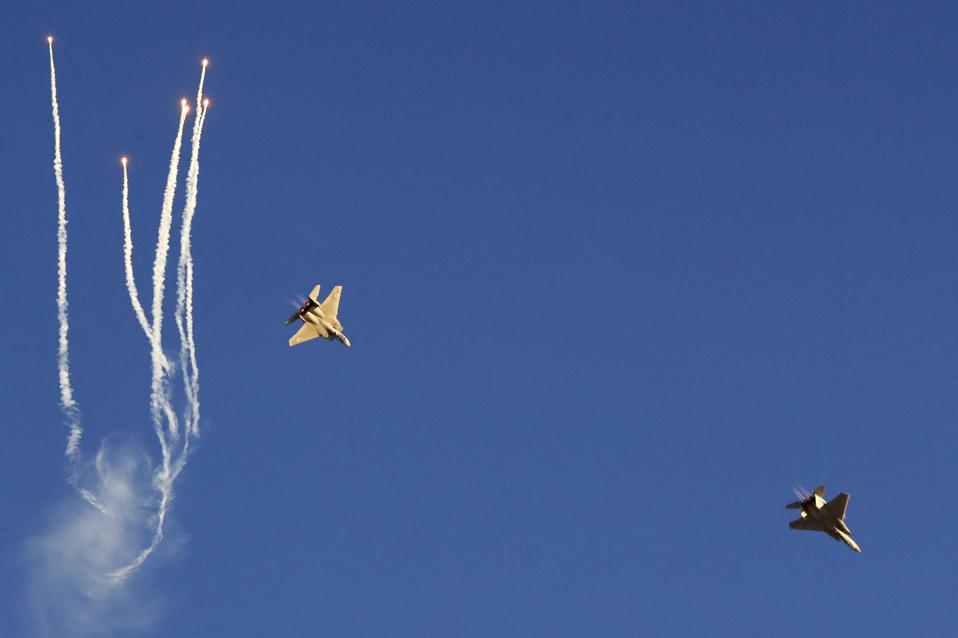 The Risk Of Turkey-Israel Mock Dogfights Over Syria