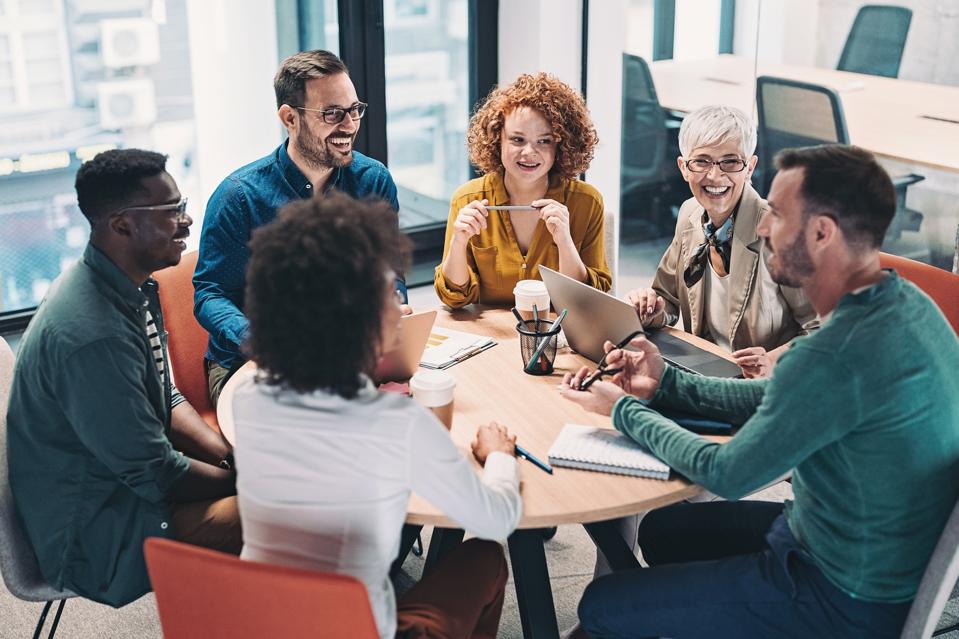 The Benefits Of Messy Hierarchies: Inspiration From Flat Organizations