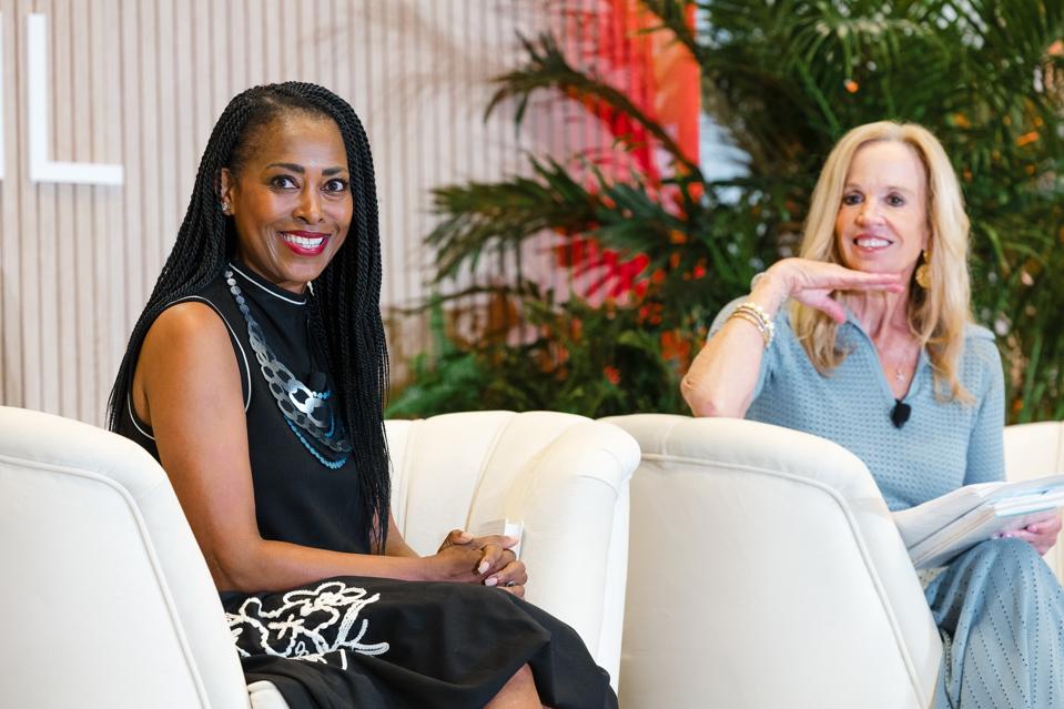 8 Must-Know Presentation Tips For Executive Women