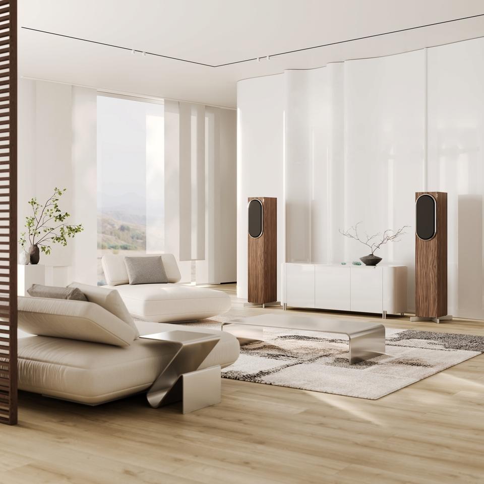 Loewe Unveils Two New High-Fidelity And Limited-Edition Speakers At ...