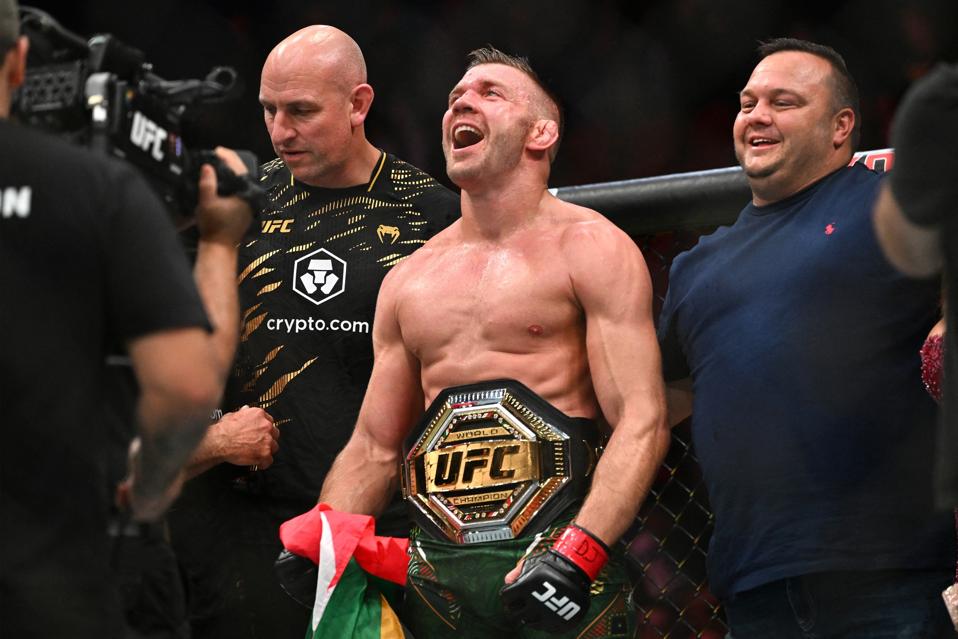 UFC 319 Main Event: Dricus Du Plessis Vs. Khamzat Chimaev Opening Odds