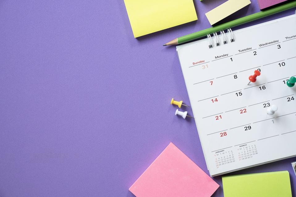 Why Your Weekly Schedule Matters More Than Your Morning Routine