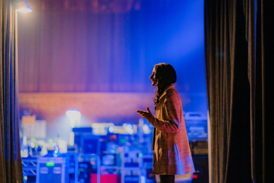 3 Surprising Habits Of The World’s Greatest TED Speakers