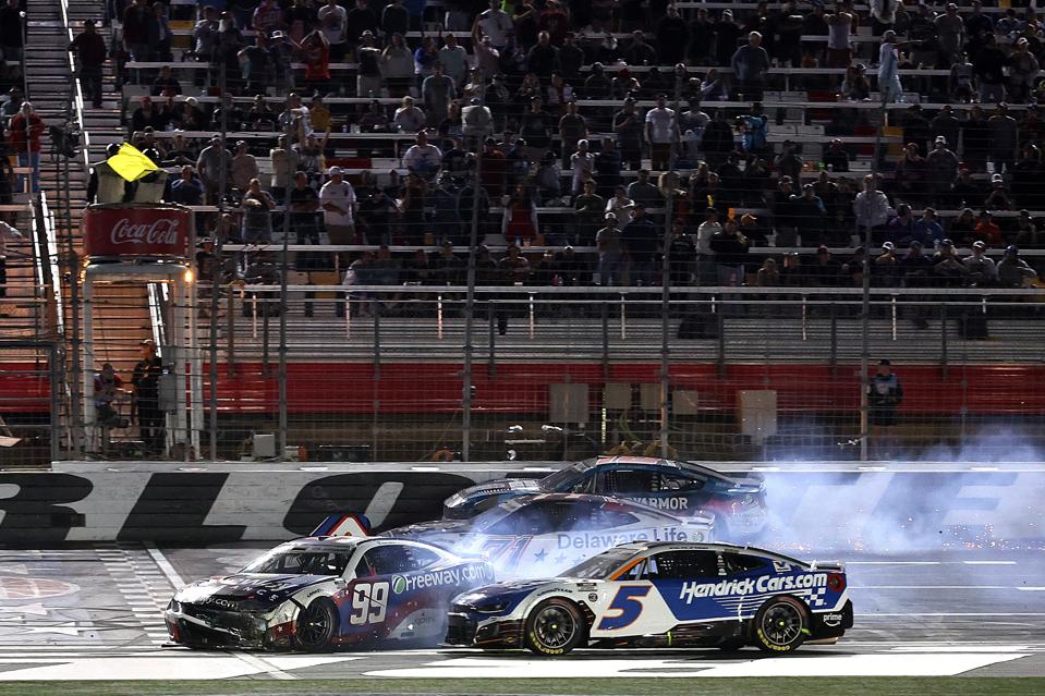 Kyle Larson’s Long Day Ends Short At Charlotte