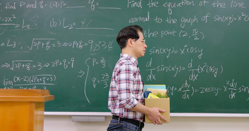 Career Change Tips for Teachers Ready to Pivot