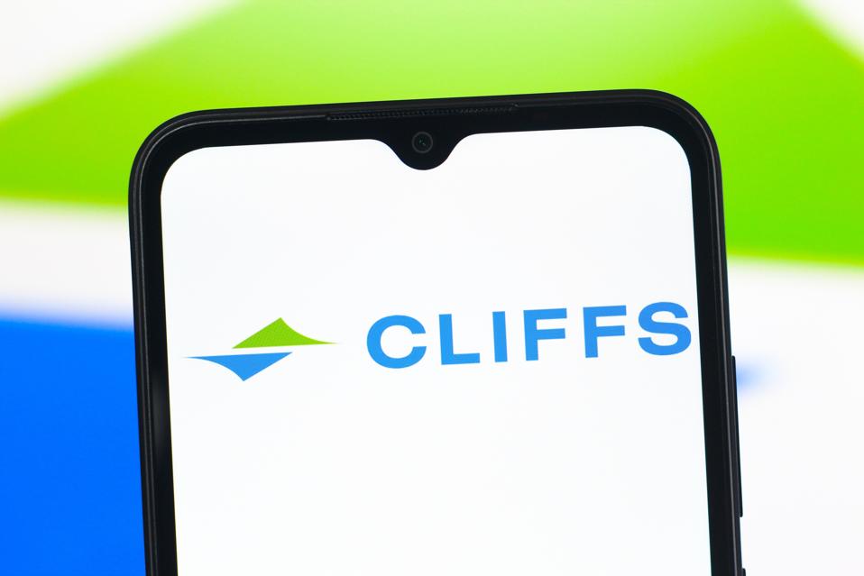 Buy Or Fear Cleveland-Cliffs Stock At $11?