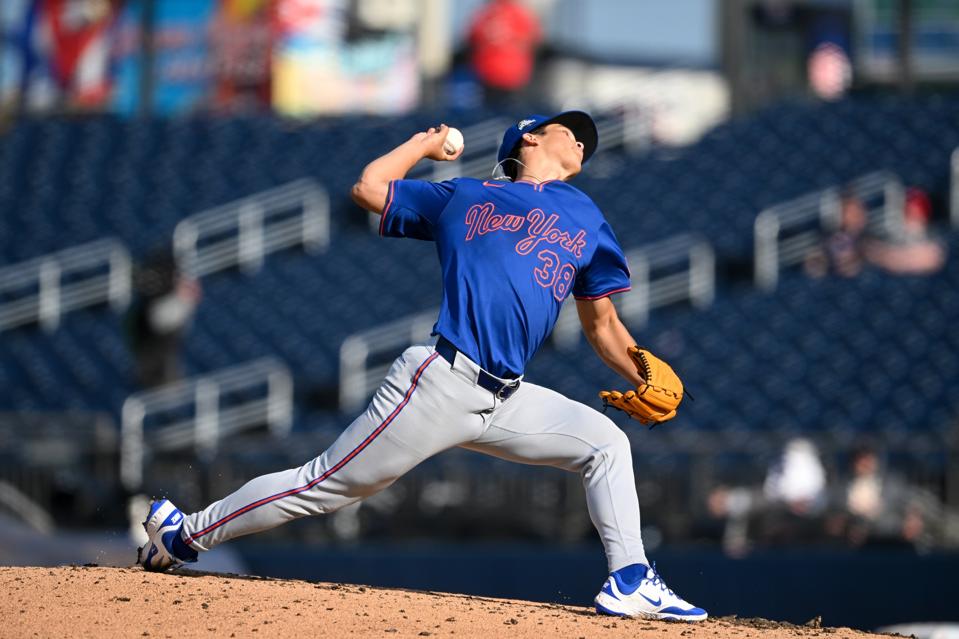 New York Mets’ Prospect Jonah Tong Pitching Like Tim Lincecum