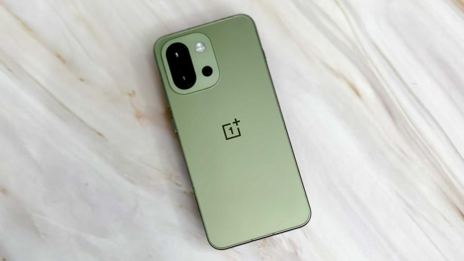 OnePlus 13s Goes On Sale With Flagship Power In A Smaller Size