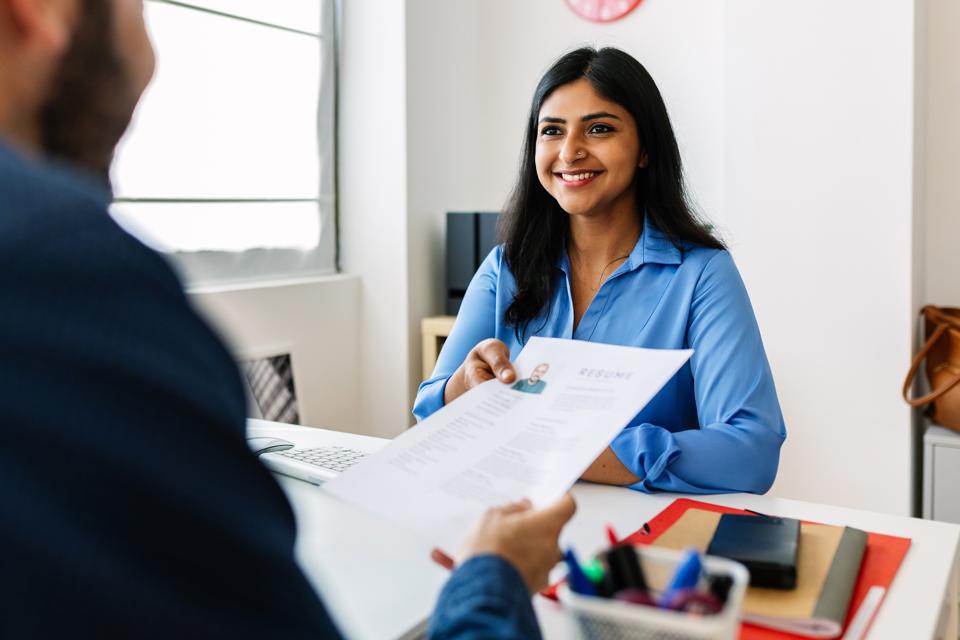 Returnships for Moms: Top Companies and How They Work