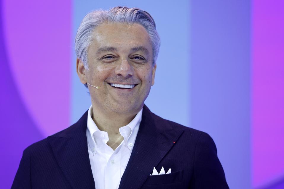 Gucci Owner Kering Looks Set To Announce Renault CEO Its New Boss