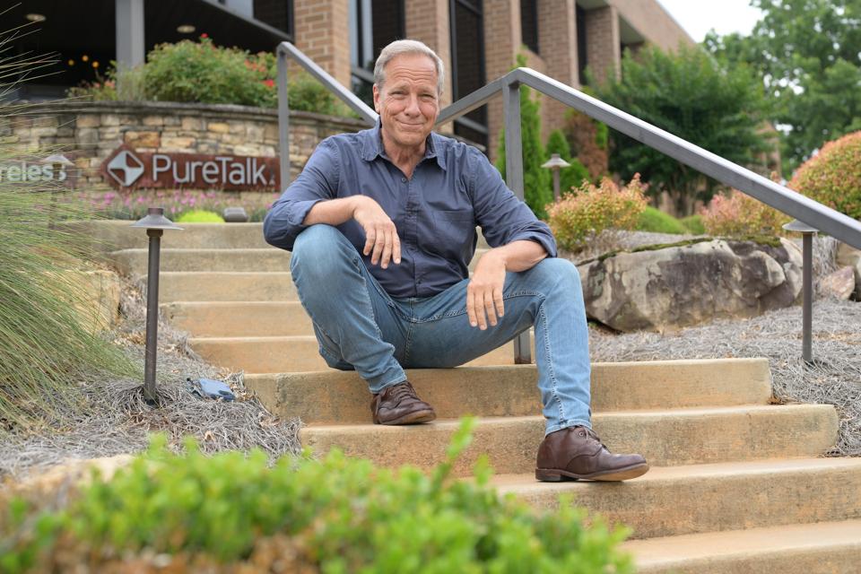 Mike Rowe And PureTalk Team Up On Trades For America’s Military Vets