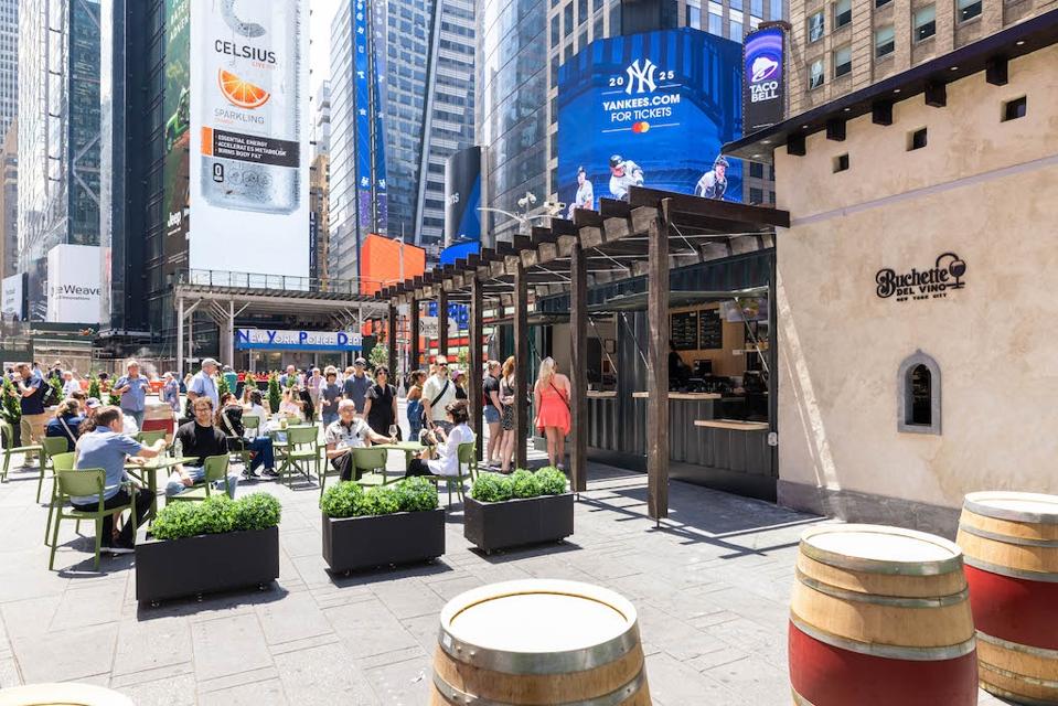 In Times Square, Buchette Del Vino New York City Unveils A Florentine ...