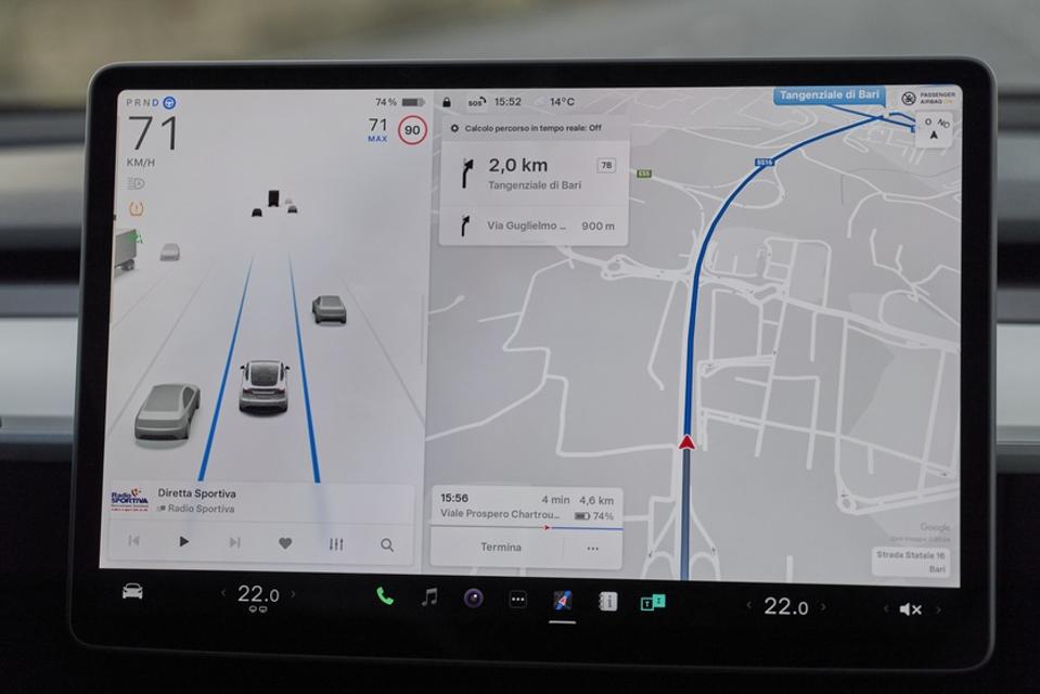 Los Angeles City Streets Test Tesla FSD Limits
