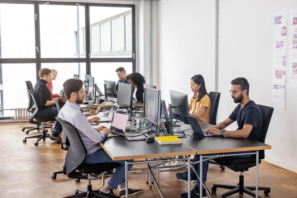 Is Traditional VDI Still The Right Fit For Midsize Companies?