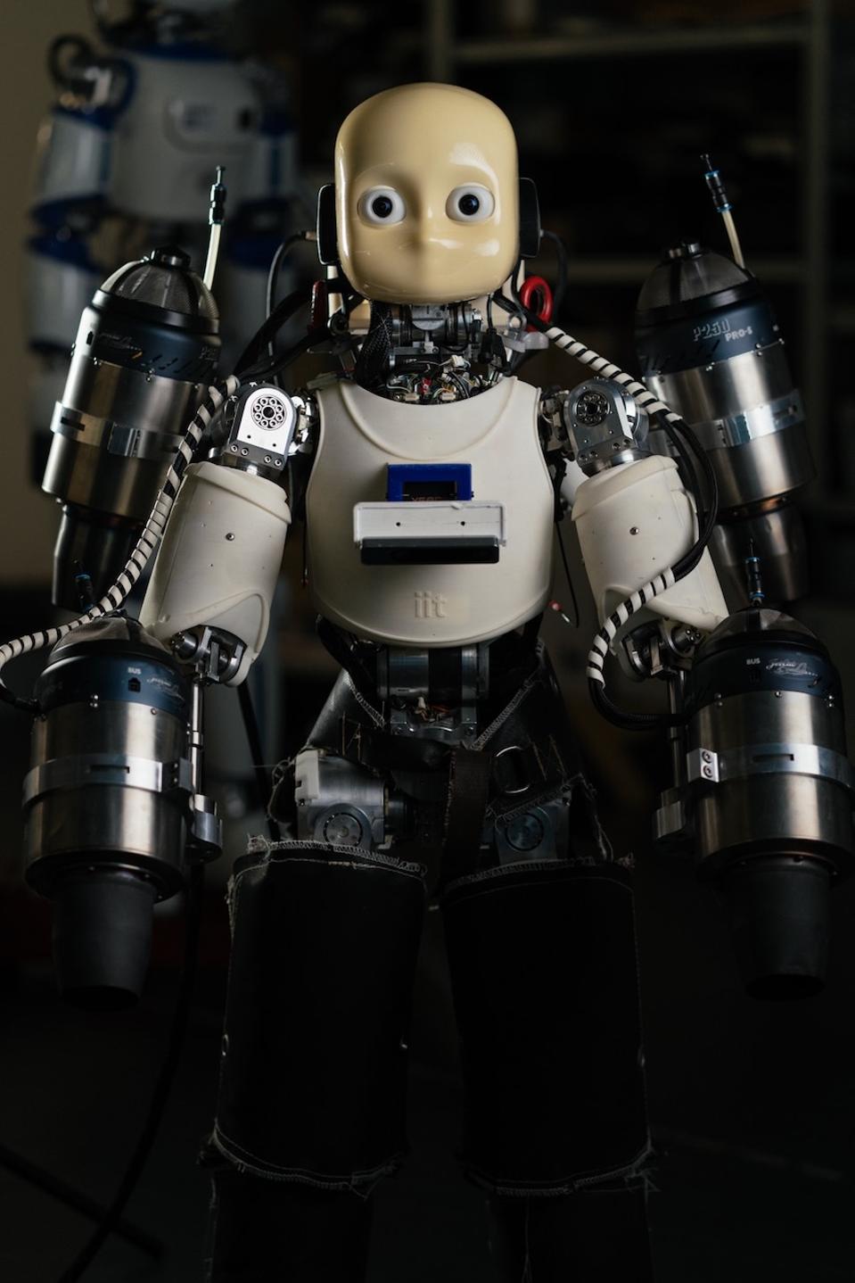 See Flying Humanoid Robot iRonCub Achieve Liftoff For The First Time