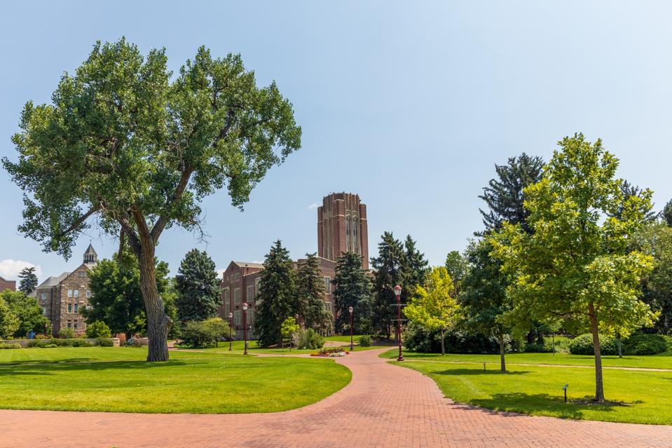 University Of Denver Faculty Cast No-Confidence Vote In Chancellor