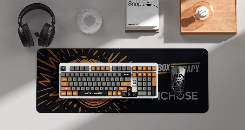 MCHOSE And Unbox Therapy Join Forces To Launch Their First Co-Branded Keyboard