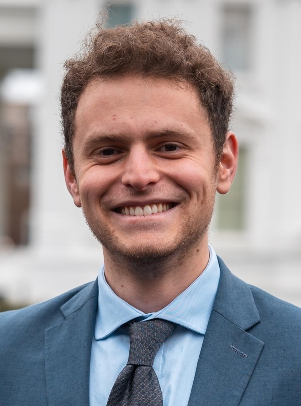 Meet The New Vanguard Of News: How Millennials And Gen Z Are Redefining ...