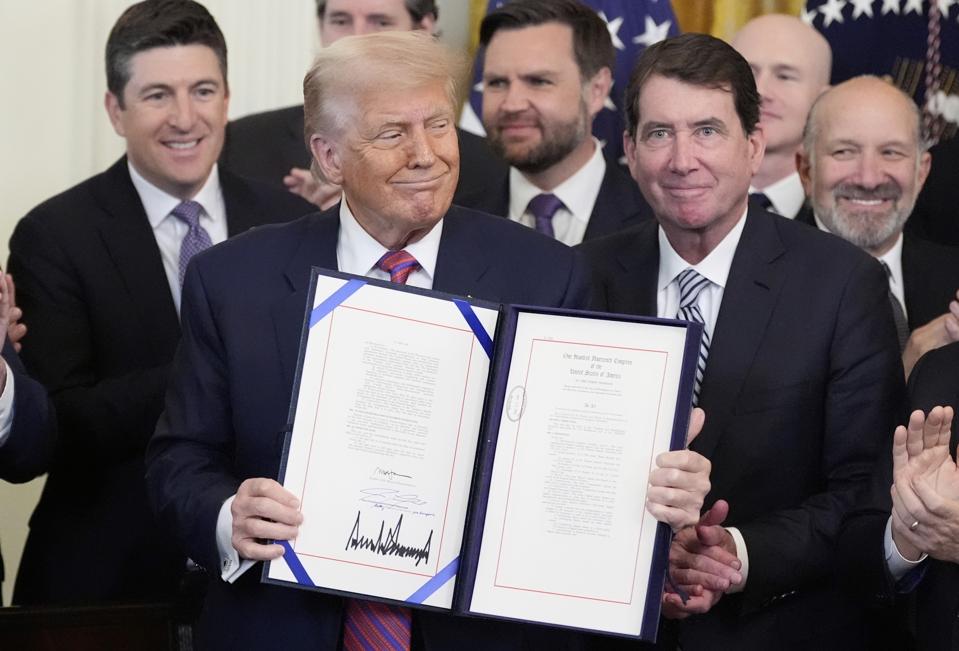 GENIUS Act Signed: Stablecoins Now Face Strict Rules & Oversight