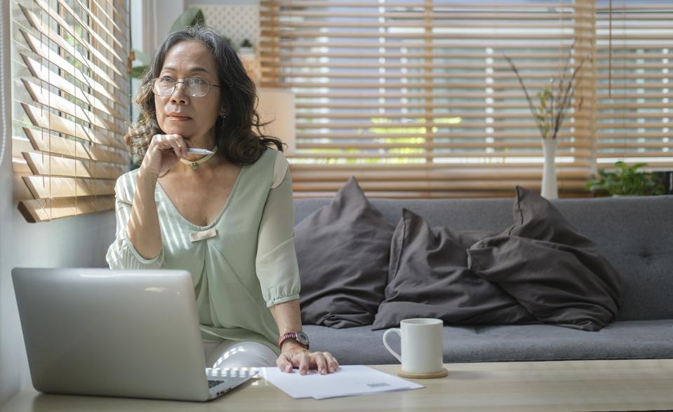 Roth IRA Vs Traditional IRA How Much Will You Withdraw For Retirement?