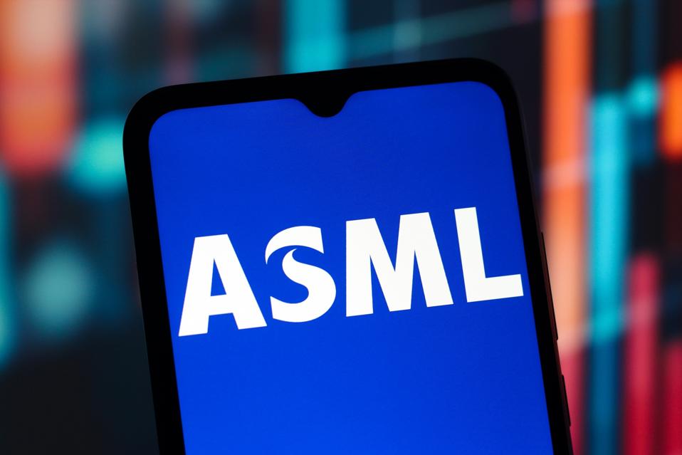 ASML Stock: What Are The Latest Developents?