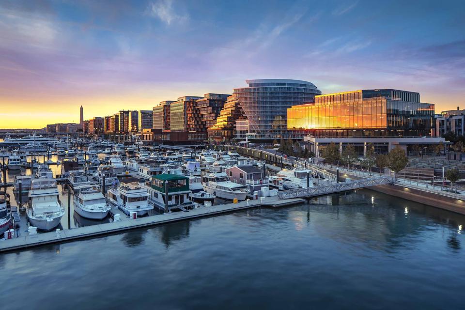A Taste Of Washington: Where To Eat, Stay And Play In D.C.’s Lively ...