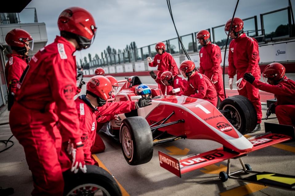 Fast, Focused And Fearless: F1 And High-Performance Leadership