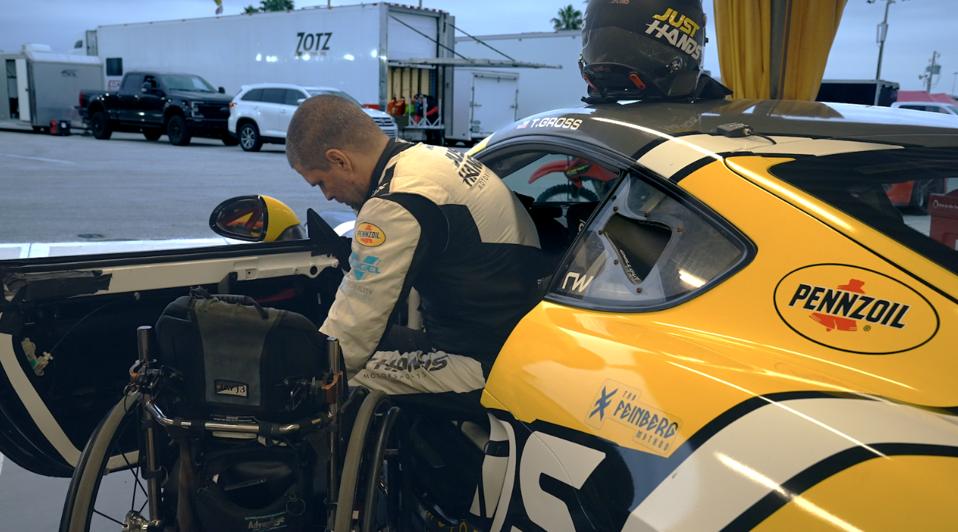 Torsten Gross Shows The World How To Race A Car With ‘Just Hands’