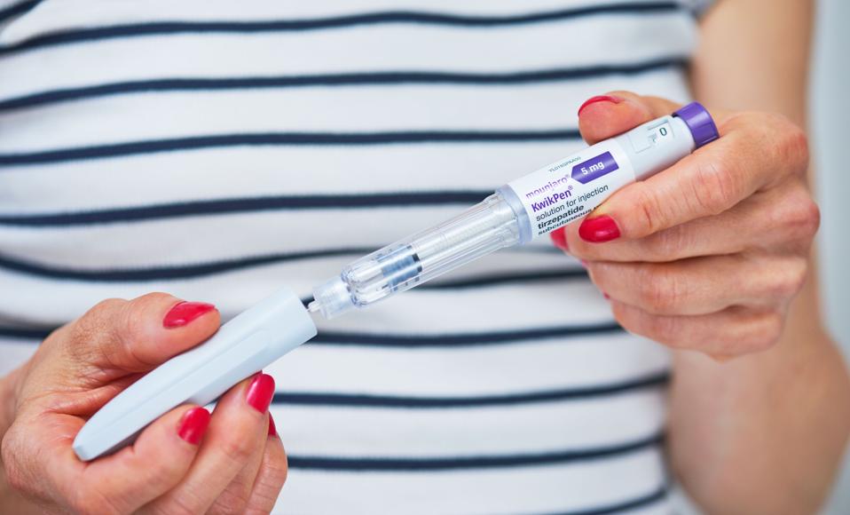 Eli Lilly: Sell LLY Stock Ahead of Its Earnings?