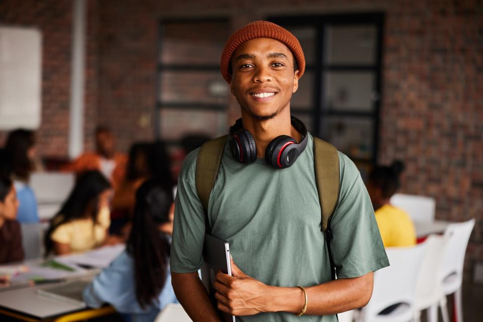 Why College Freshmen Should Search for Internships Early