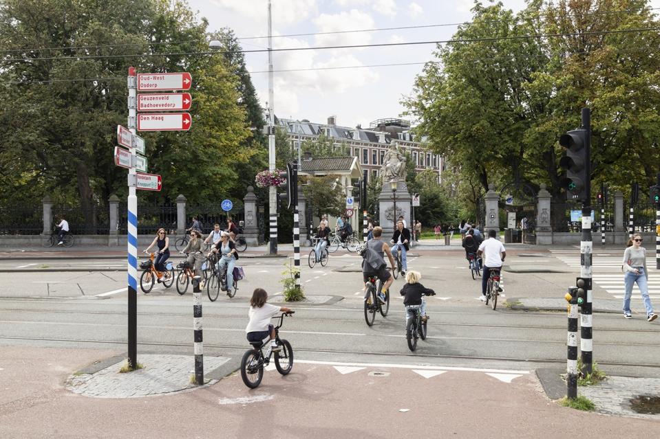 How The Dutch Got Their Cycle Paths: In Song