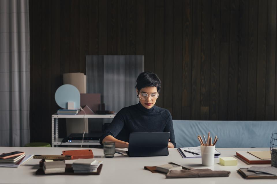 10 Remote Part-Time Jobs Hiring Now That Pay Up To $56/Hr In 2025